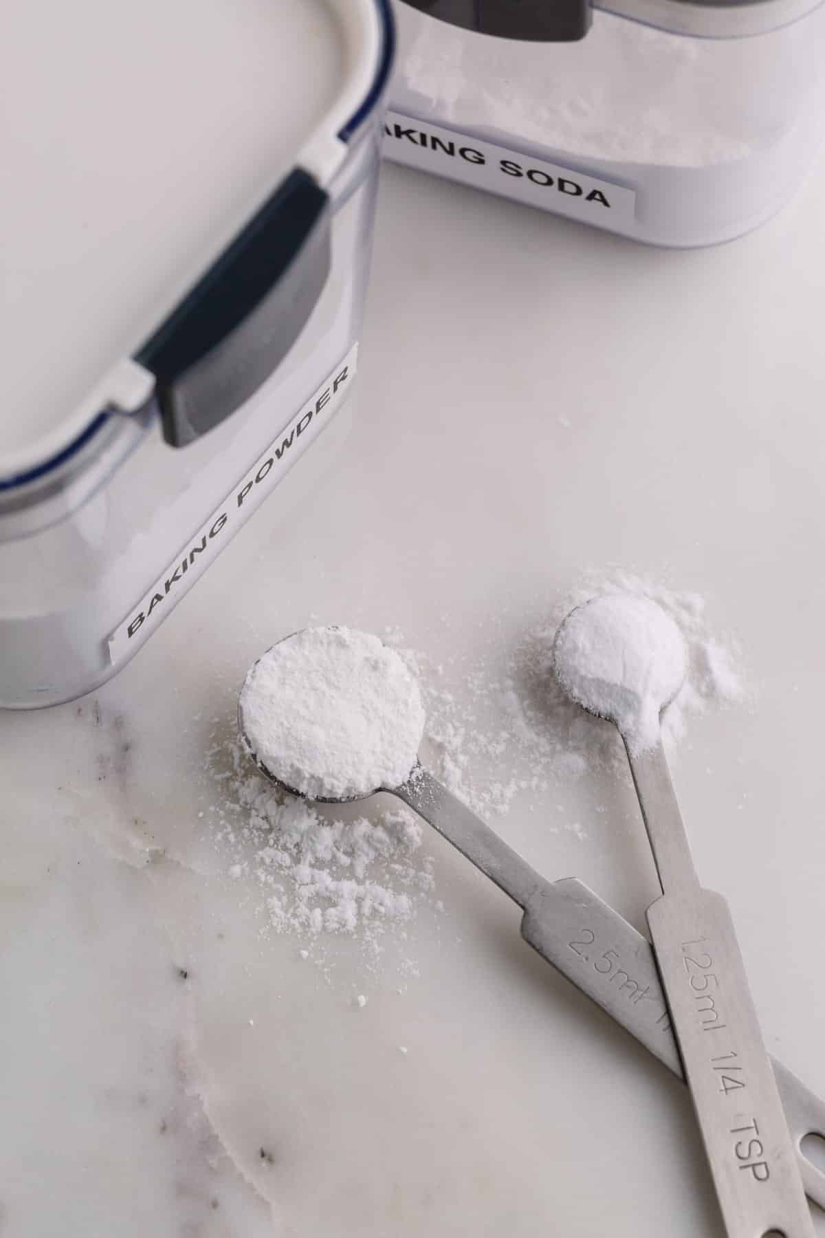Baking Soda vs Baking Powder - What’s the Difference? ~Sweet & Savory